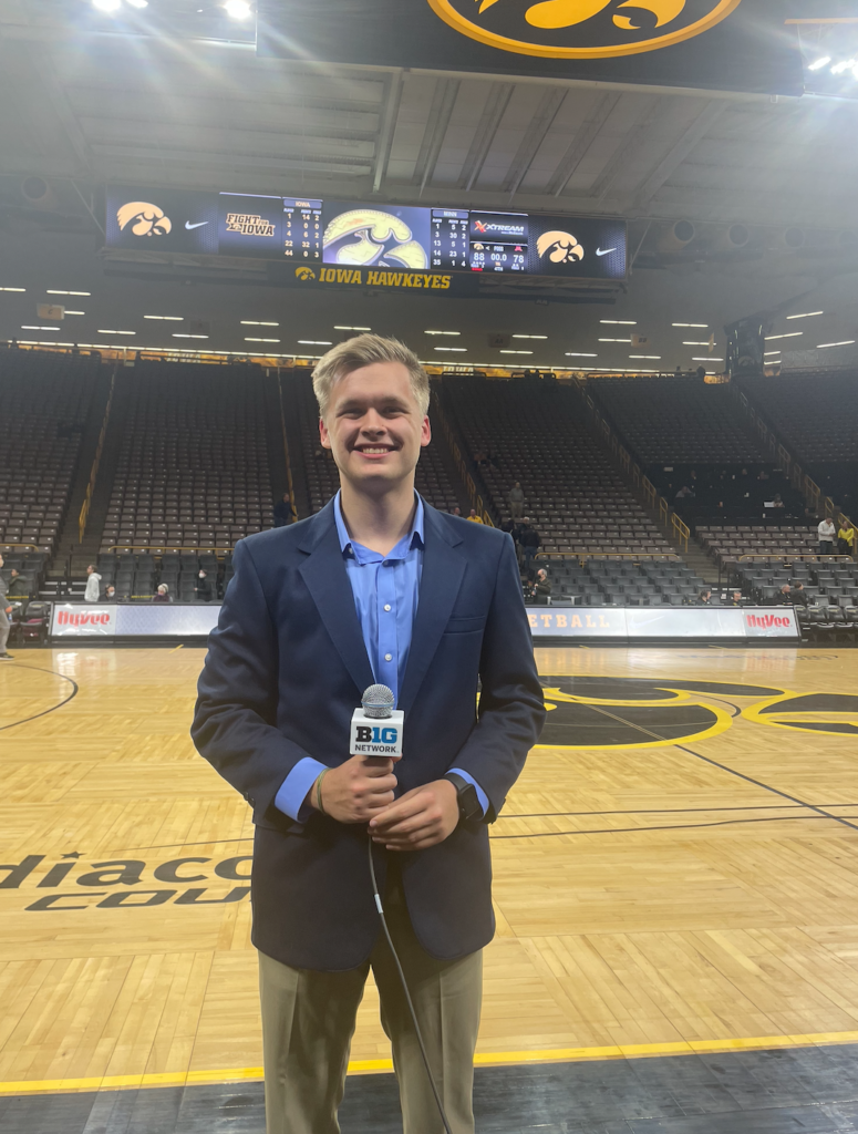 Meet the Directors 22-23 - KRUI Radio