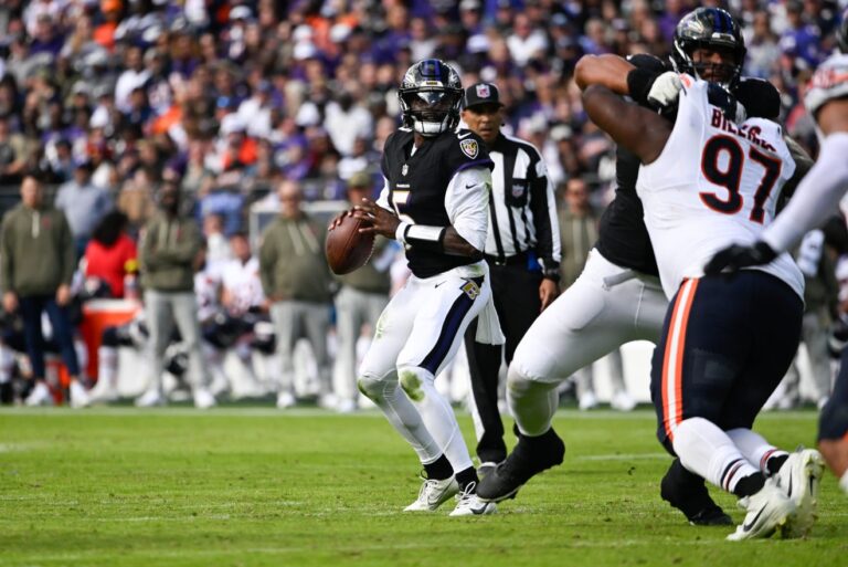 Back Down to Earth: Bears fall to Ravens, 30-16 - KRUI Radio